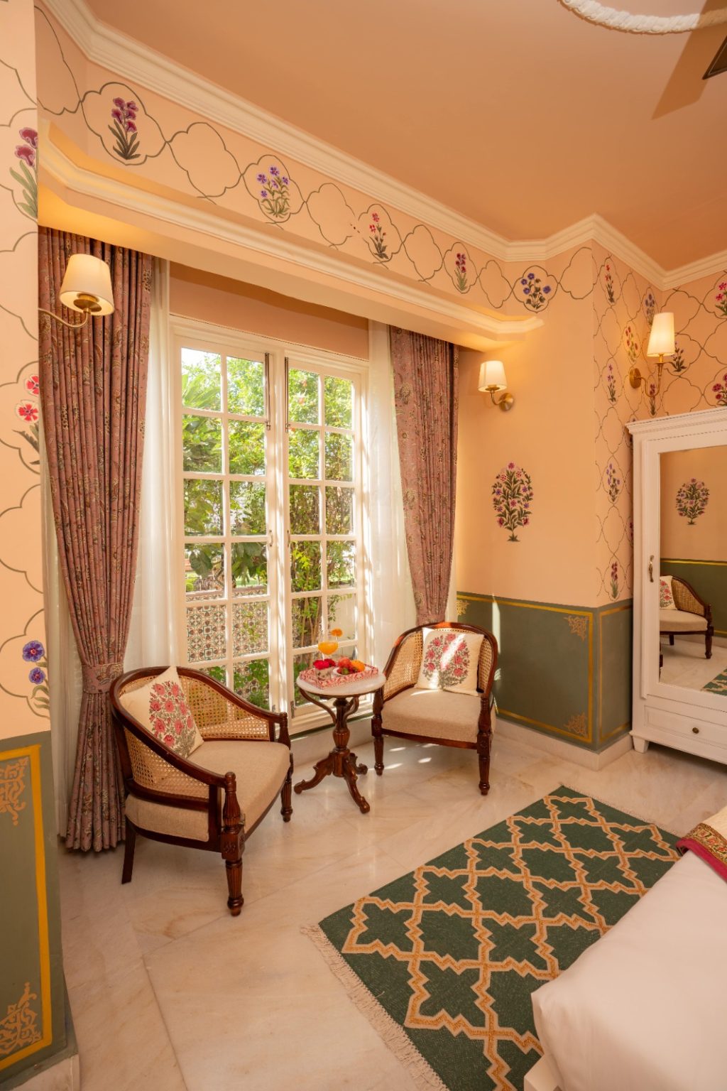 Rooms & Suites – Laalee