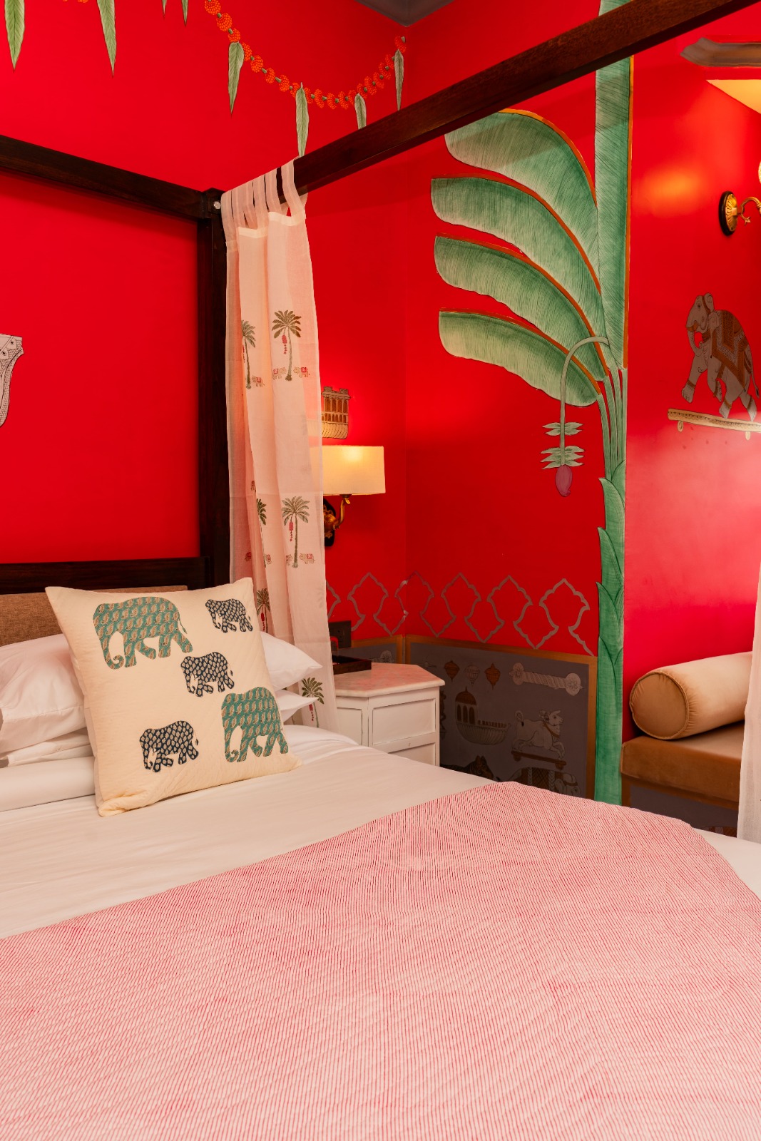 Rooms & Suites – Laalee